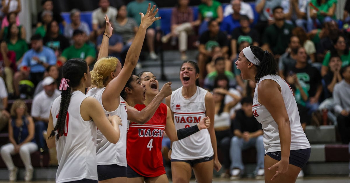 ¿Los Gallitos de la UPR de Río Piedras y las Taínas de la UAGM ...
